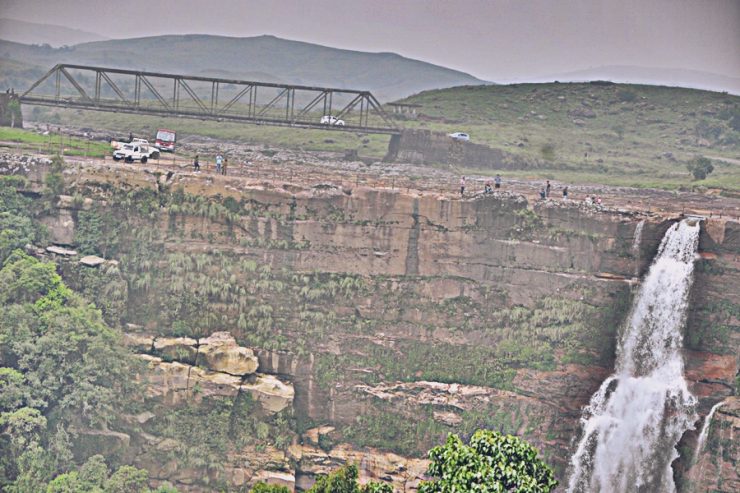 Places to Visit in Cherrapunjee- Waterfalls, Caves, Double-Decker Bridge