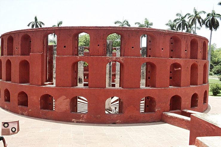 Jantar Mantar at Delhi | Jantar Mantar Timings,History, Entry Fee