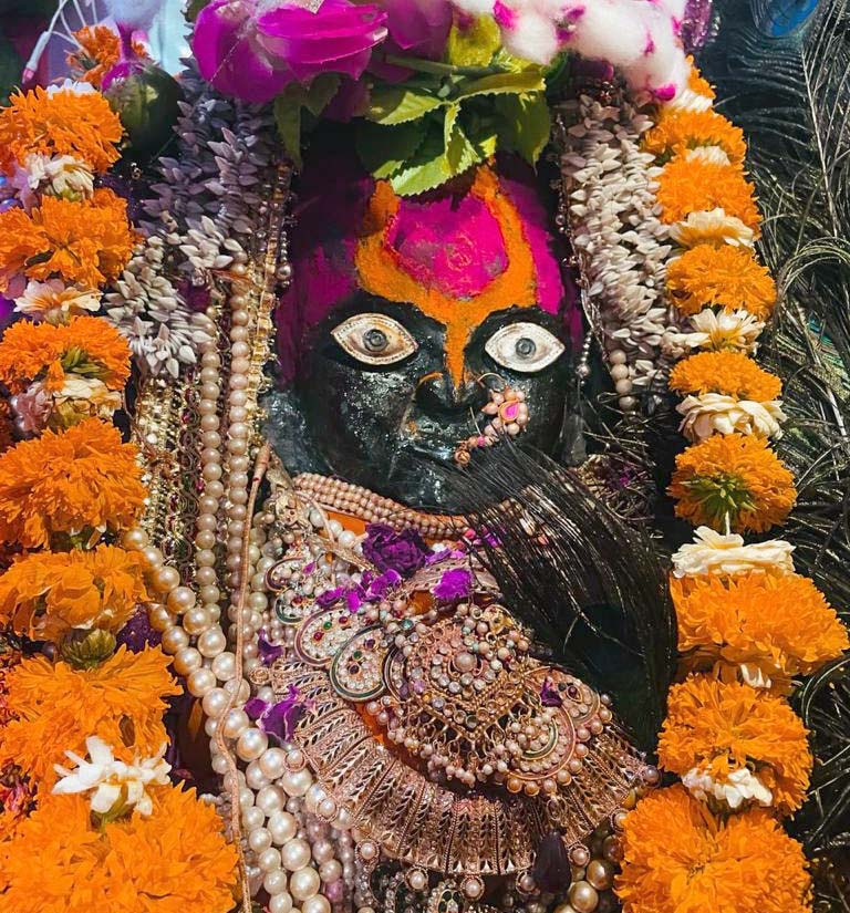 Tulja Bhavani Aarti Timings, Ticket cost, Online Book